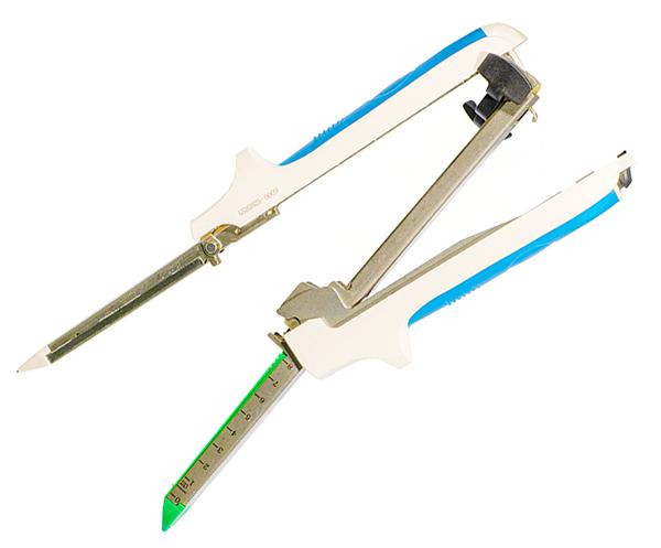 100pcs 102mm Disposable Linear Cutter Stapler For Lung Volume Reduction